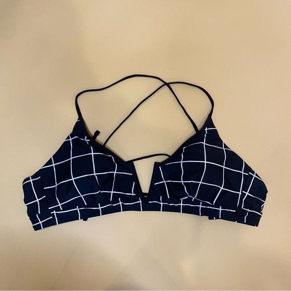 Aqua Couture | Swim | Aqua Couture Black White Grid Gridlock V Wire ...